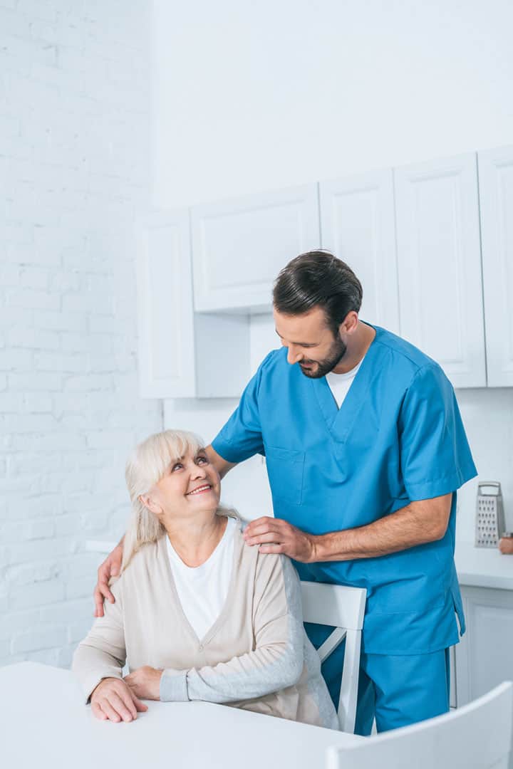 Senior Caregiver Duties in Professional & Family-Care Settings Senior Caregiver Duties in Professional & Family-Care Settings